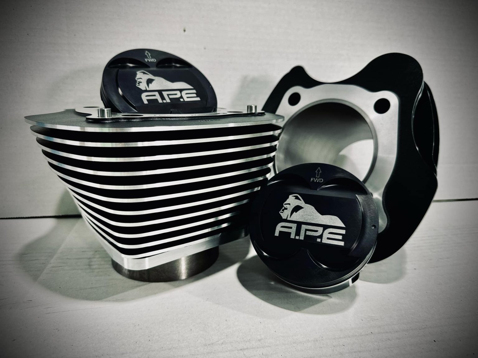 APE 128ci Big Bore Kit with Highlighted Fins – Black – Alpha Performance Engines